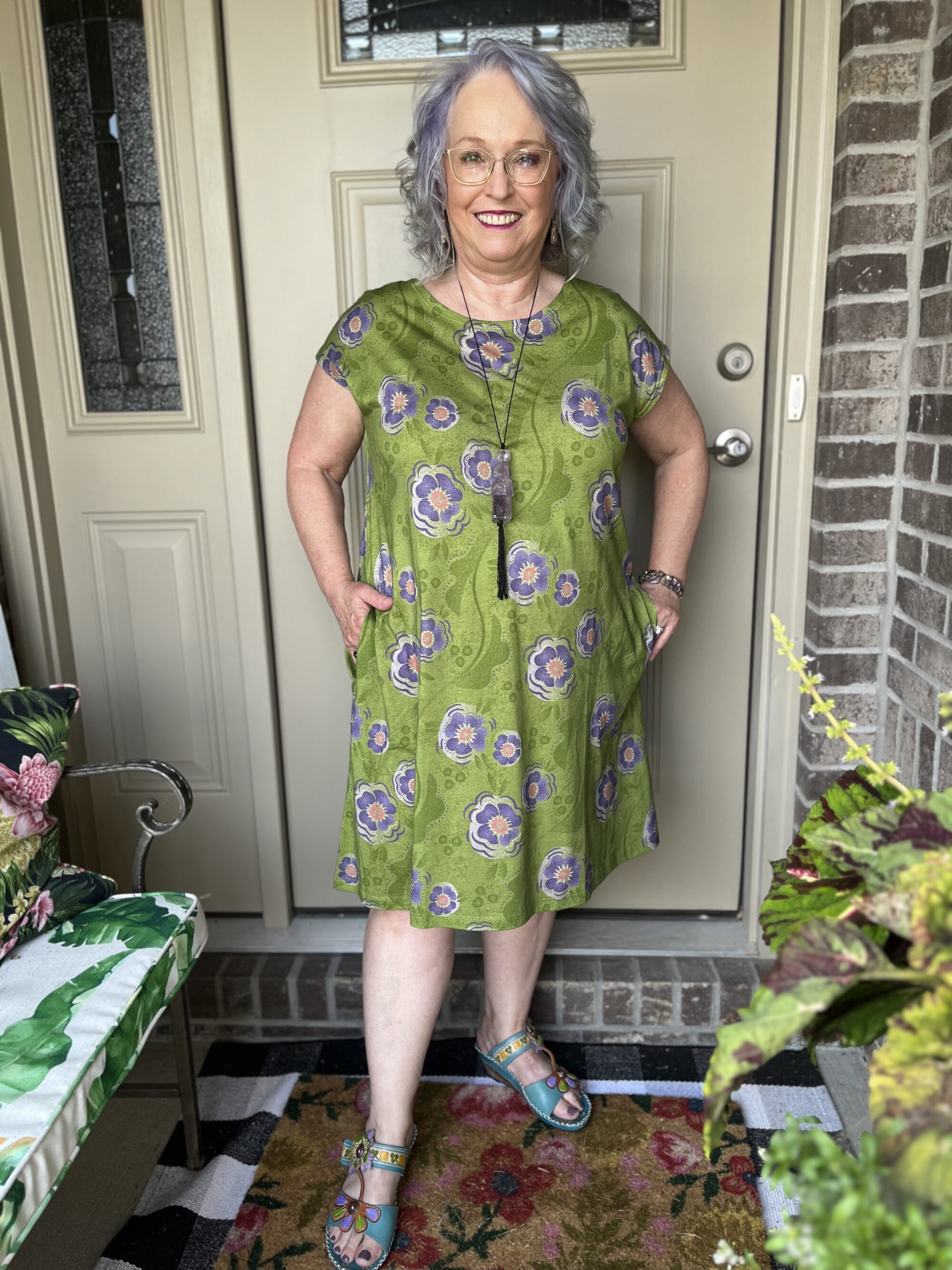 From Frumpy to Fabulous? - Marsha in the Middle